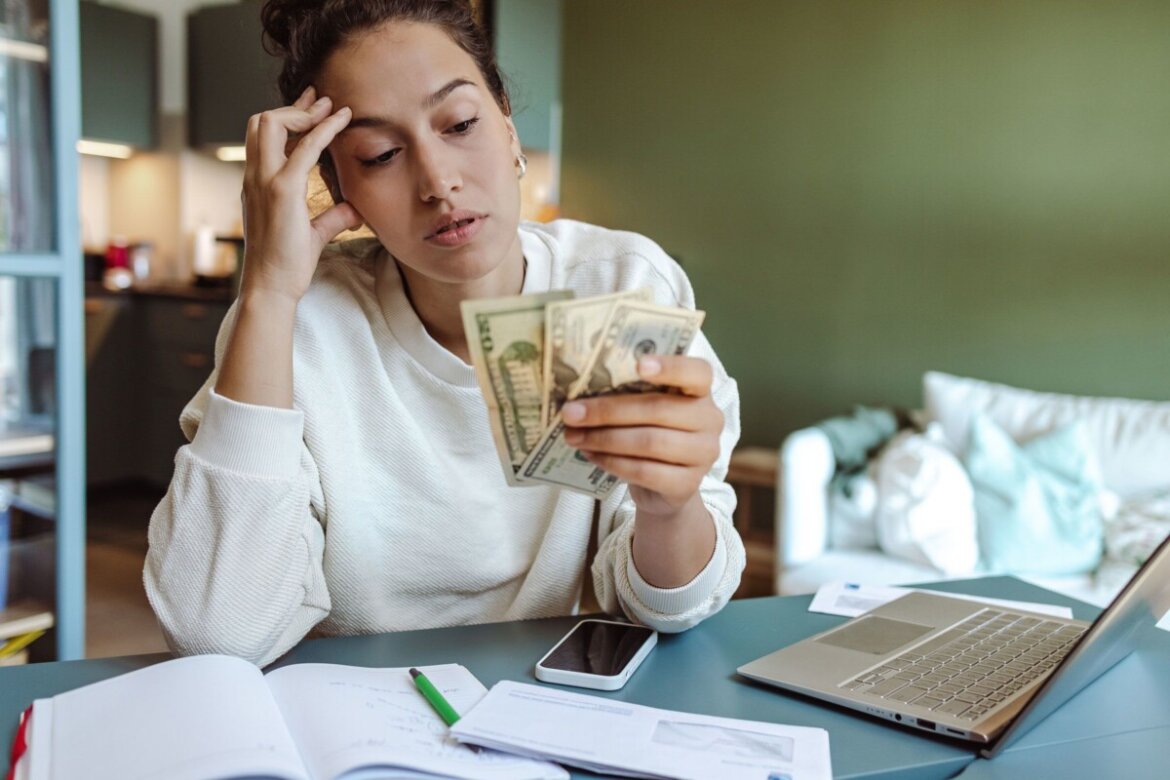 How to take on the viral No Spend January trend - Legendary Mix 1080 ...