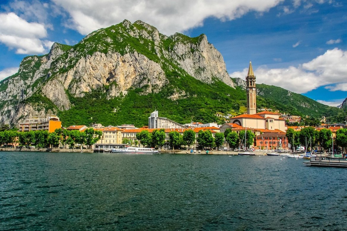 The Mona Lisa was set in this surprising Italian town, geologist claims ...